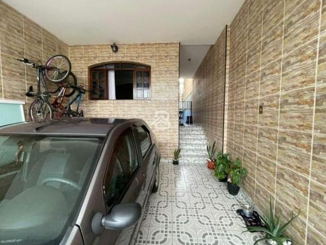 Sobrado para Venda em Mauá / SP no bairro JARDIM SILVIA MARIA