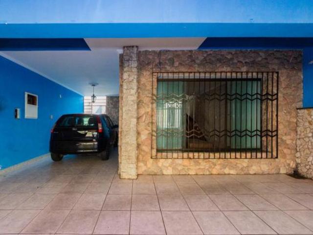 Sobrado para venda em Nova Petrópolis com 3 quartos, sendo 1 suíte, 240m²