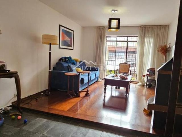 Sobrado para venda em Nova Petrópolis de 290.00m² com 4 Quartos, 1 Suite e 2 Garagens