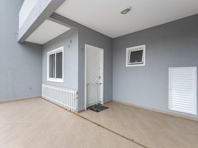 Sobrado para venda em Novo Mundo de 125.00m² com 4 Quartos, 1 Suite e 2 Garagens