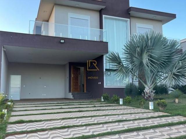 Sobrado para venda em Ninho Verde Ii de 190.00m² com 3 Quartos, 1 Suite e 3 Garagens