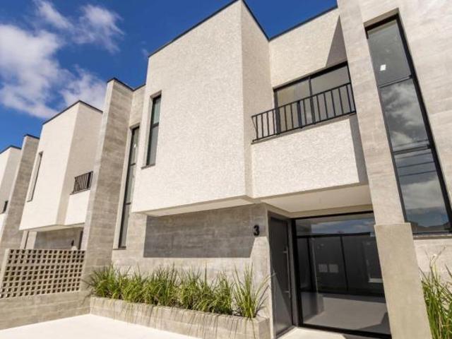 Sobrado para venda em São Braz de 142.26m² com 3 Quartos, 1 Suite e 2 Garagens