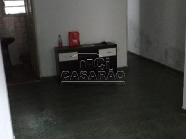 Sobrado para Venda em São Caetano do Sul, Cerâmica, 2 dormitórios, 2 banheiros, 1 vaga