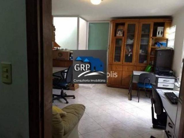 Sobrado para Venda em São Caetano do Sul, Cerâmica, 4 dormitórios, 2 suítes, 5 banheiros, 6 vagas