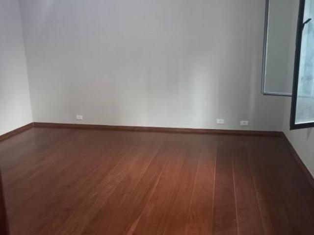 Sobrado para Venda em São Caetano do Sul, Santa Paula, 4 dormitórios, 1 suíte, 2 banheiros, 2 vagas