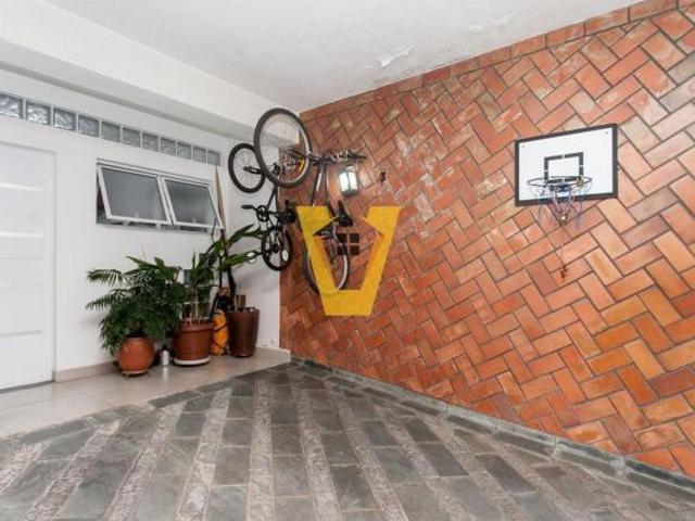 Sobrado para venda em São Domingos com 3 quartos, sendo 1 suíte, 164m²