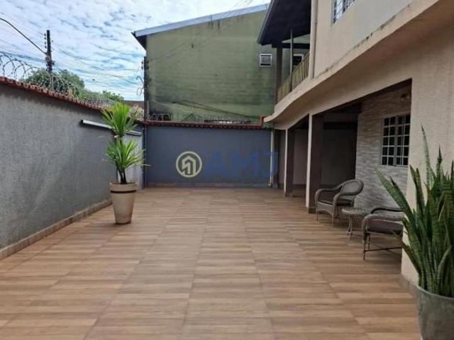Sobrado para venda em São Francisco, Goiânia