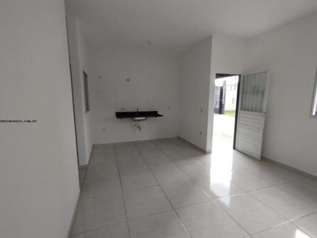 Sobrado para Venda em São José dos Campos, Chácaras Araújo I, 3 dormitórios, 1 suíte, 3 banheiros, 1
