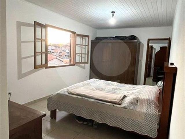Sobrado para venda em São Luiz polvilho de 182.00m² com 4 Quartos, 2 Suites e 2 Garagens