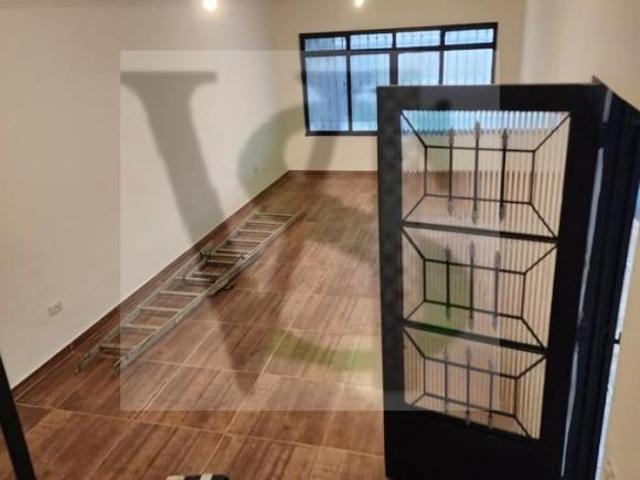 Sobrado para Venda em São Paulo, Horto Florestal, 3 dormitórios, 3 banheiros, 2 vagas