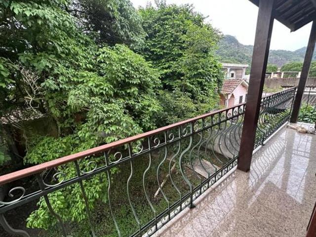 Sobrado para Venda em São Vicente, Vila Voturua, 5 dormitórios, 2 suítes, 4 banheiros, 4 vagas