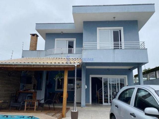 Sobrado para venda em Solemar de 174.00m² com 4 Quartos, 4 Suites e 3 Garagens