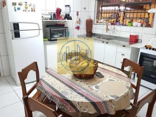 Sobrado para Venda em Santo André, Campestre, 2 dormitórios, 2 banheiros, 2 vagas