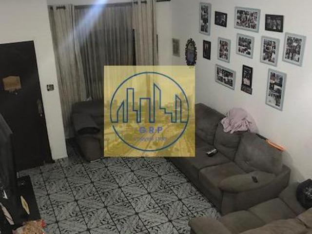 Sobrado para Venda em Santo André, Jardim Cristiane, 4 dormitórios, 2 banheiros, 2 vagas