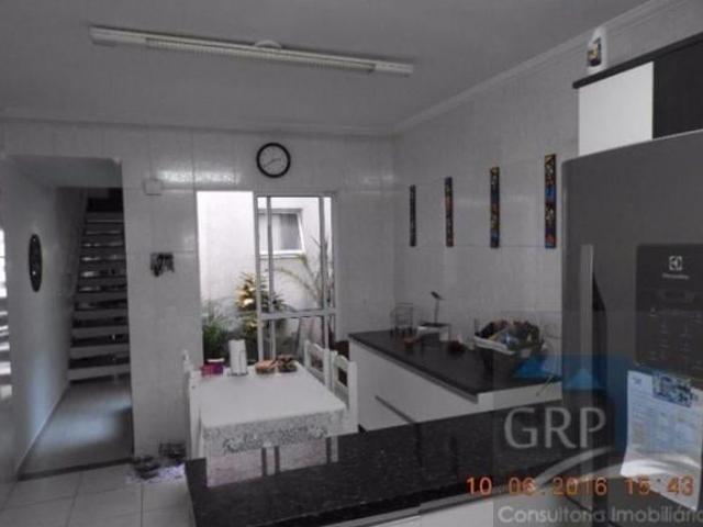 Sobrado para Venda em Santo André, Vila Linda, 3 dormitórios, 1 suíte, 2 banheiros, 2 vagas