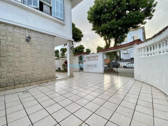 Sobrado para Venda em Santos, Marapé, 3 dormitórios, 1 suíte, 3 banheiros, 2 vagas