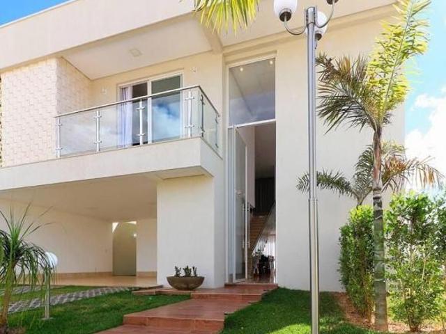 Sobrado para venda em Santa Genoveva, Goiânia