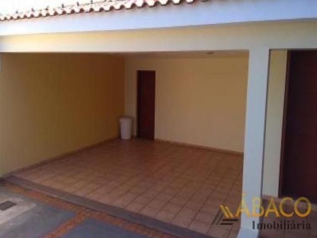 Sobrado para venda em Santa Monica de 288.00m² com 4 Quartos, 2 Suites e 4 Garagens
