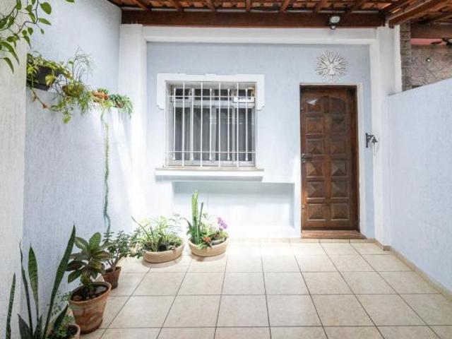 Sobrado para venda em Santa Teresinha com 2 quartos, sendo 1 suíte, 130m²