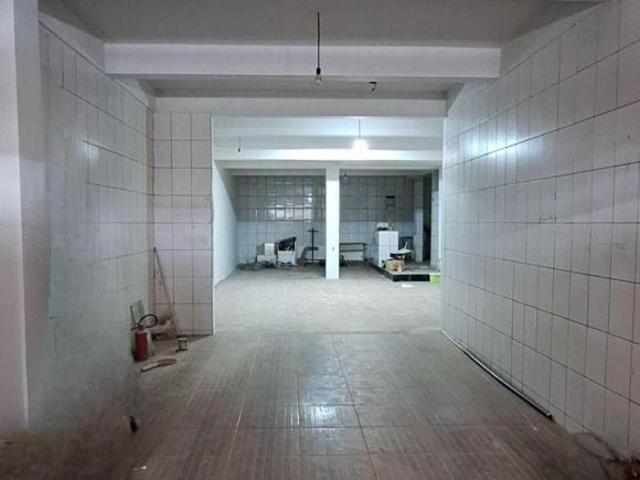 Sobrado para venda em Santa Terezinha de 365.00m² com 3 Quartos, 1 Suite e 2 Garagens