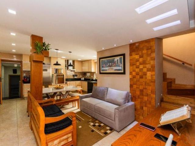Sobrado para venda em Santana com 3 quartos, sendo 1 suíte, 130m²