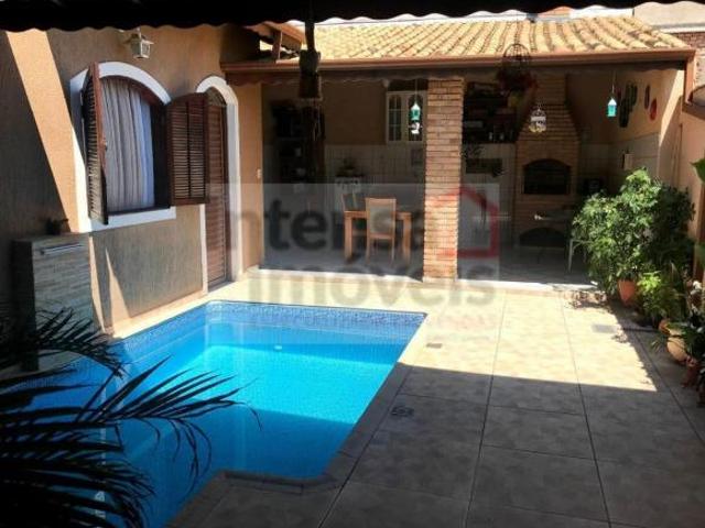 Sobrado para venda em Sapé Ii de 375.00m² com 3 Quartos, 1 Suite e 2 Garagens