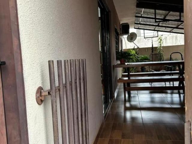 Sobrado para Venda em Sarandi, JARDIM VERÃO, 3 dormitórios, 1 suíte, 2 banheiros, 2 vagas