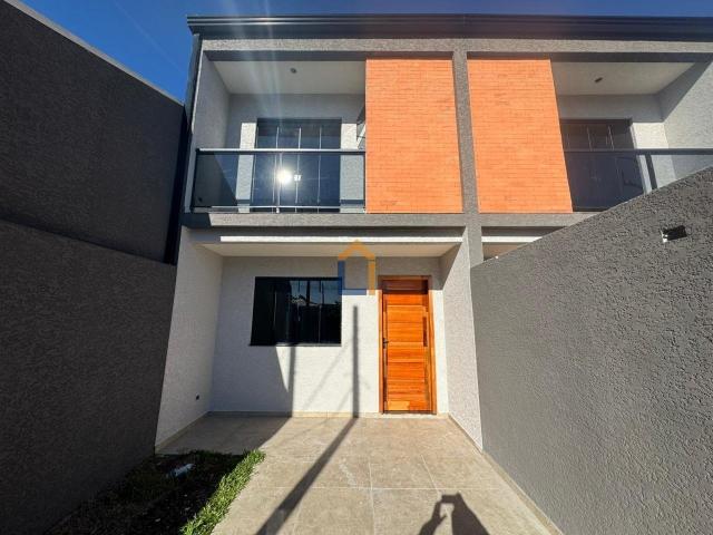 Sobrado para venda em Sítio Cercado em Curitiba Paraná de 80.00m² com 3 Quartos, 1 Suíte e 1 Garagem