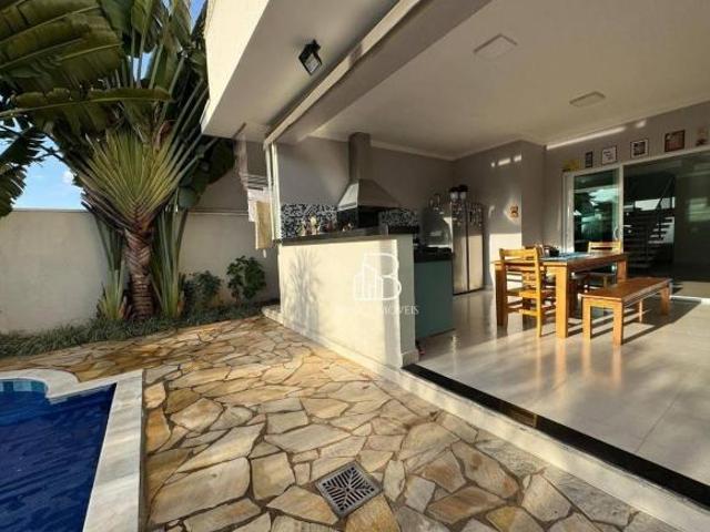 Sobrado para venda em Swiss Park de 336.00m² com 4 Quartos, 4 Suites e 4 Garagens