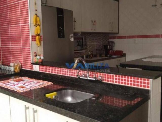 Sobrado para venda em Portal Dos Gramados de 237.00m² com 3 Quartos, 1 Suite e 2 Garagens