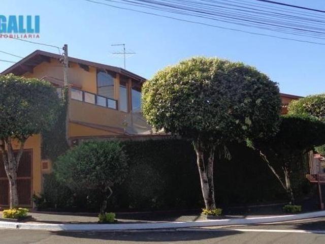 Sobrado para venda em Panorama de 379.00m² com 4 Quartos, 2 Suites e 4 Garagens
