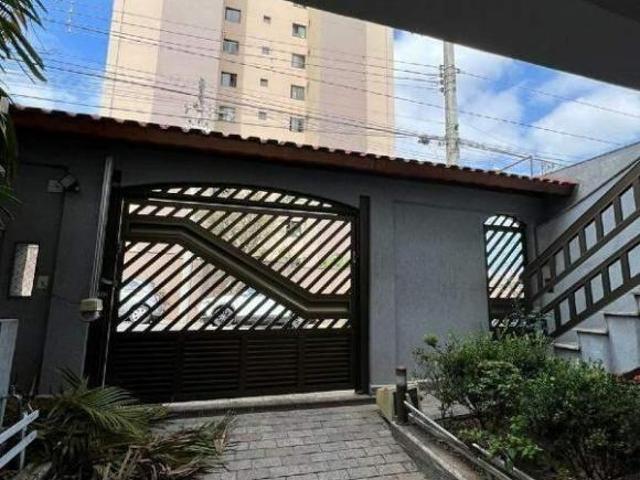 Sobrado para venda em Paraíso de 270.00m² com 4 Quartos, 3 Suites e 5 Garagens