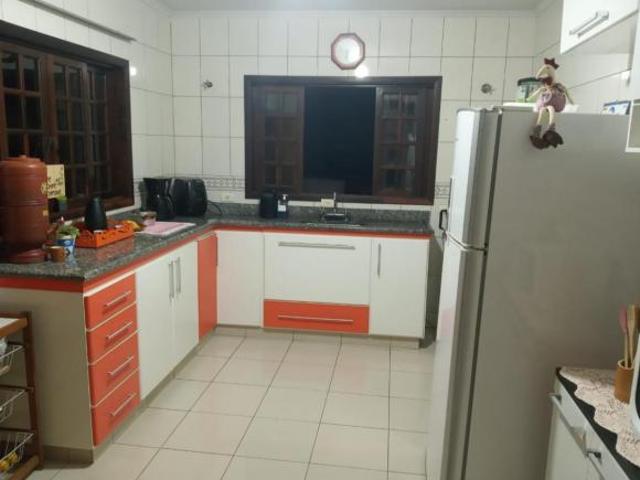 Sobrado para Venda em Paraisópolis Bairro Novo Horizonte