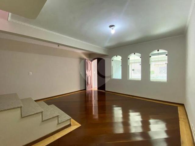 Sobrado para venda em Parque Novo Oratório de 125.00m² com 3 Quartos, 1 Suite e 2 Garagens