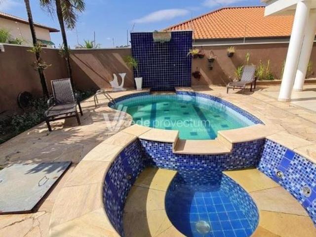 Sobrado para venda em Parque Alto Taquaral de 311.00m² com 4 Quartos, 3 Suites e 4 Garagens