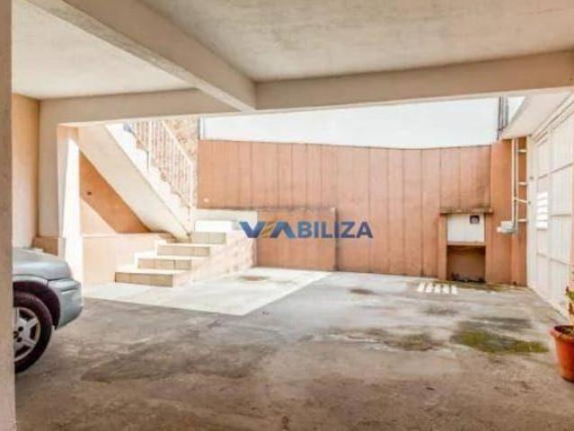 Sobrado para venda em Parque Continental de 250.00m² com 5 Quartos e 4 Garagens