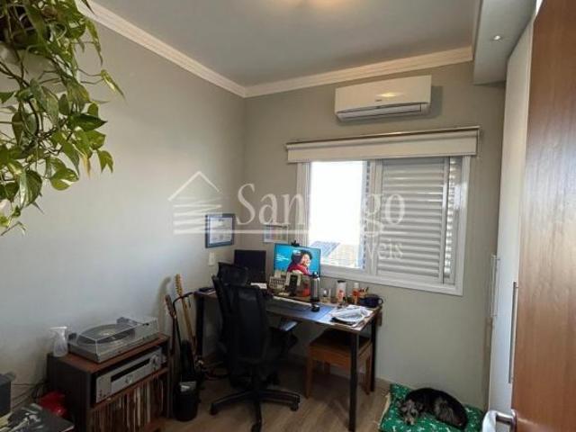 Sobrado para venda em Parque Das Flores de 160.00m² com 3 Quartos, 1 Suite e 2 Garagens
