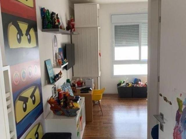 Sobrado para venda em Parque Das Quaresmeiras de 245.00m² com 3 Quartos, 3 Suites e 4 Garagens