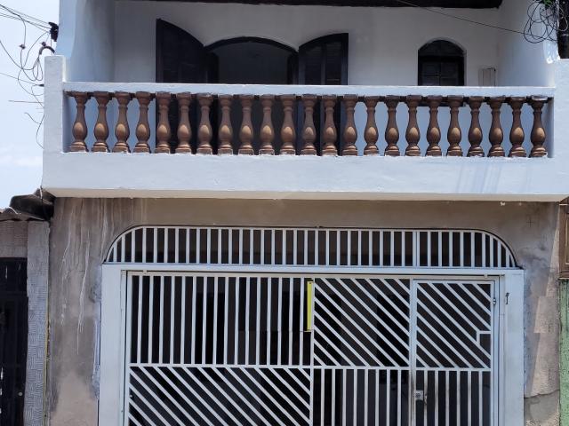 Sobrado para venda em Parque Dos Bancários em São Paulo São Paulo de 220.00m² com 3 Quartos, 1 Suíte e 2 Garagens