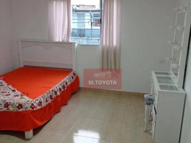 Sobrado para venda em Parque Primavera de 230.00m² com 5 Quartos e 2 Garagens