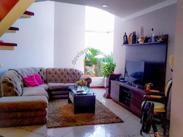 Sobrado para venda em Parque Residencial Murayama de 237.00m² com 4 Quartos, 1 Suite e 6 Garagens