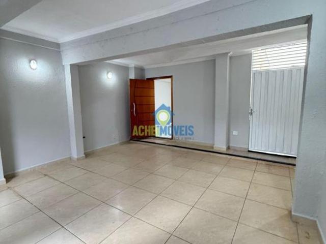 Sobrado para venda em Parque Residencial Aeroporto de 233.00m² com 5 Quartos, 1 Suite e 2 Garagens