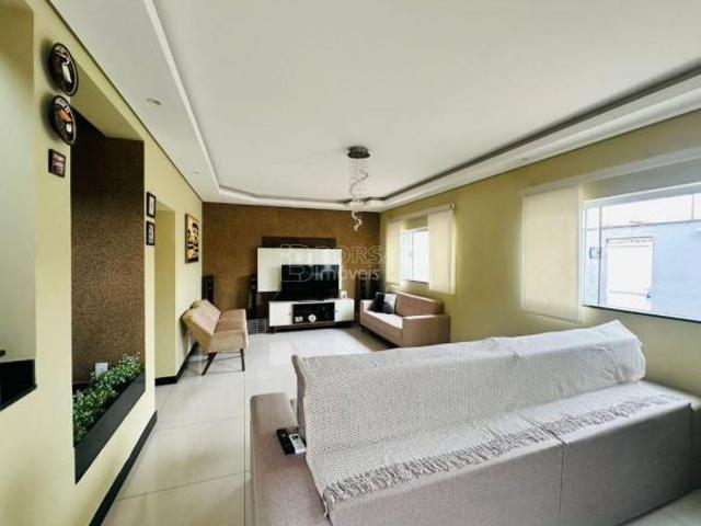 Sobrado para venda em Parque Residencial Vale Do Sol de 234.00m² com 3 Quartos, 1 Suite e 6 Garagens