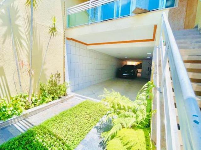 Sobrado para venda em Parque São Lucas com 2 quartos, sendo 2 suítes, 174m²