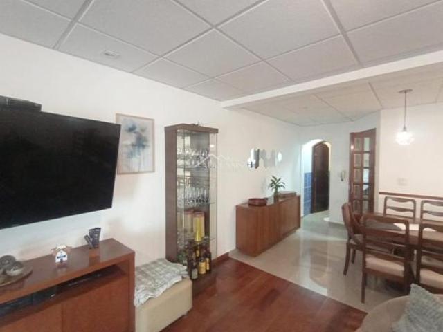 Sobrado para venda em Parque Terra Nova Ii de 179.00m² com 3 Quartos, 1 Suite e 4 Garagens