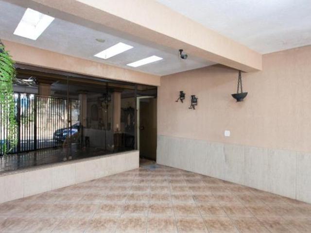 Sobrado para venda em Parque Tietê com 2 quartos, sendo 2 suítes, 131m²