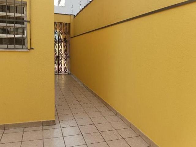 Sobrado para venda em Penha De França de 198.00m² com 3 Quartos, 2 Suites e 4 Garagens