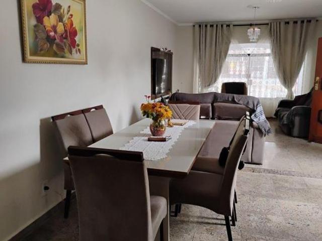 Sobrado para venda em Penha De França de 244.00m² com 3 Quartos, 1 Suite e 2 Garagens