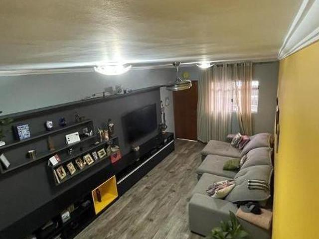 Sobrado para venda em Penha De França de 98.00m² com 3 Quartos, 1 Suite e 2 Garagens