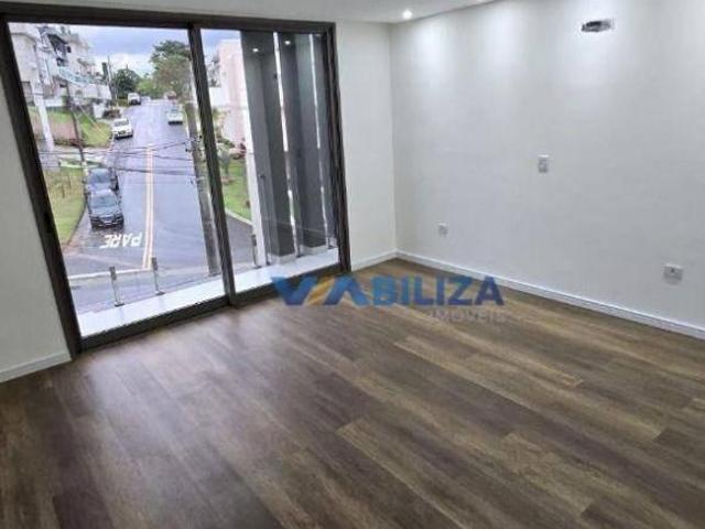Sobrado para venda em Perová de 300.00m² com 4 Quartos, 4 Suites e 4 Garagens